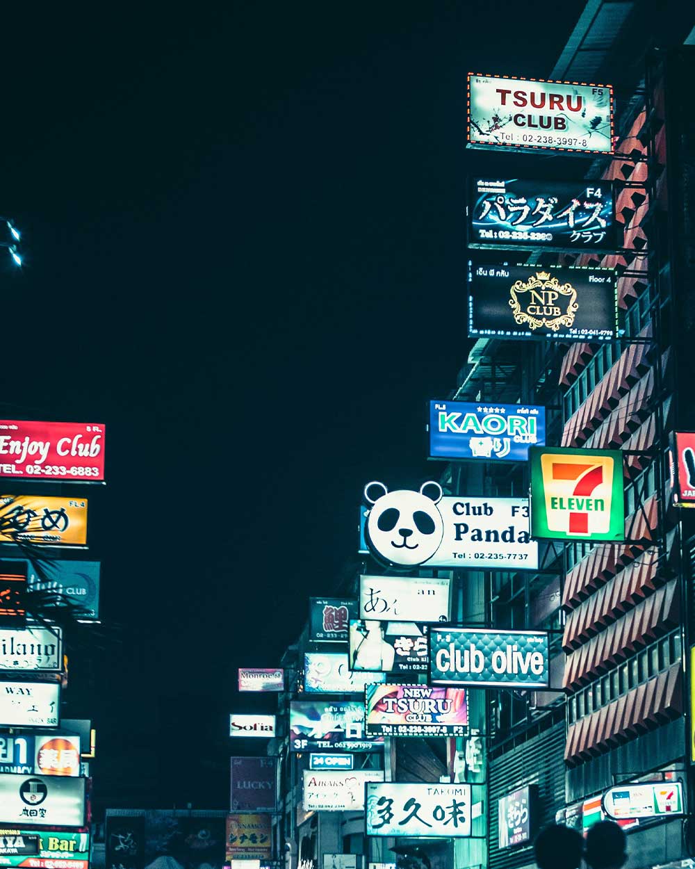 The Impact of Billboard Design on Consumer Behavior: A 2024 Guide ...